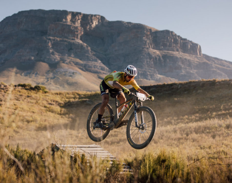 Hydrate your way with Biogen's updated electrolyte range - Dis-Chem ...